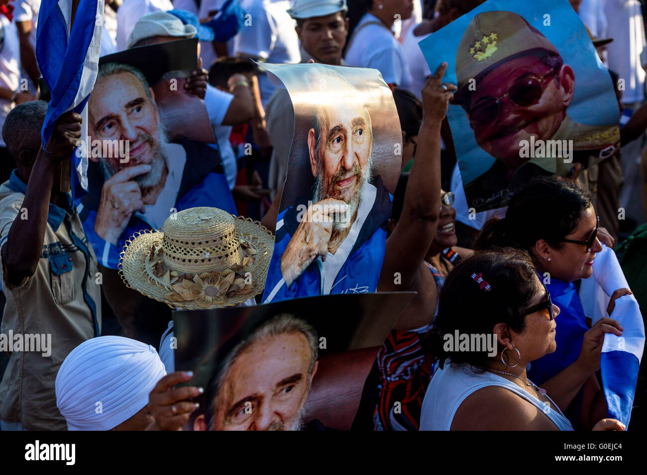 Havana, Cuba. 1st May, 2016. Cubans and foreign guests parade in ...