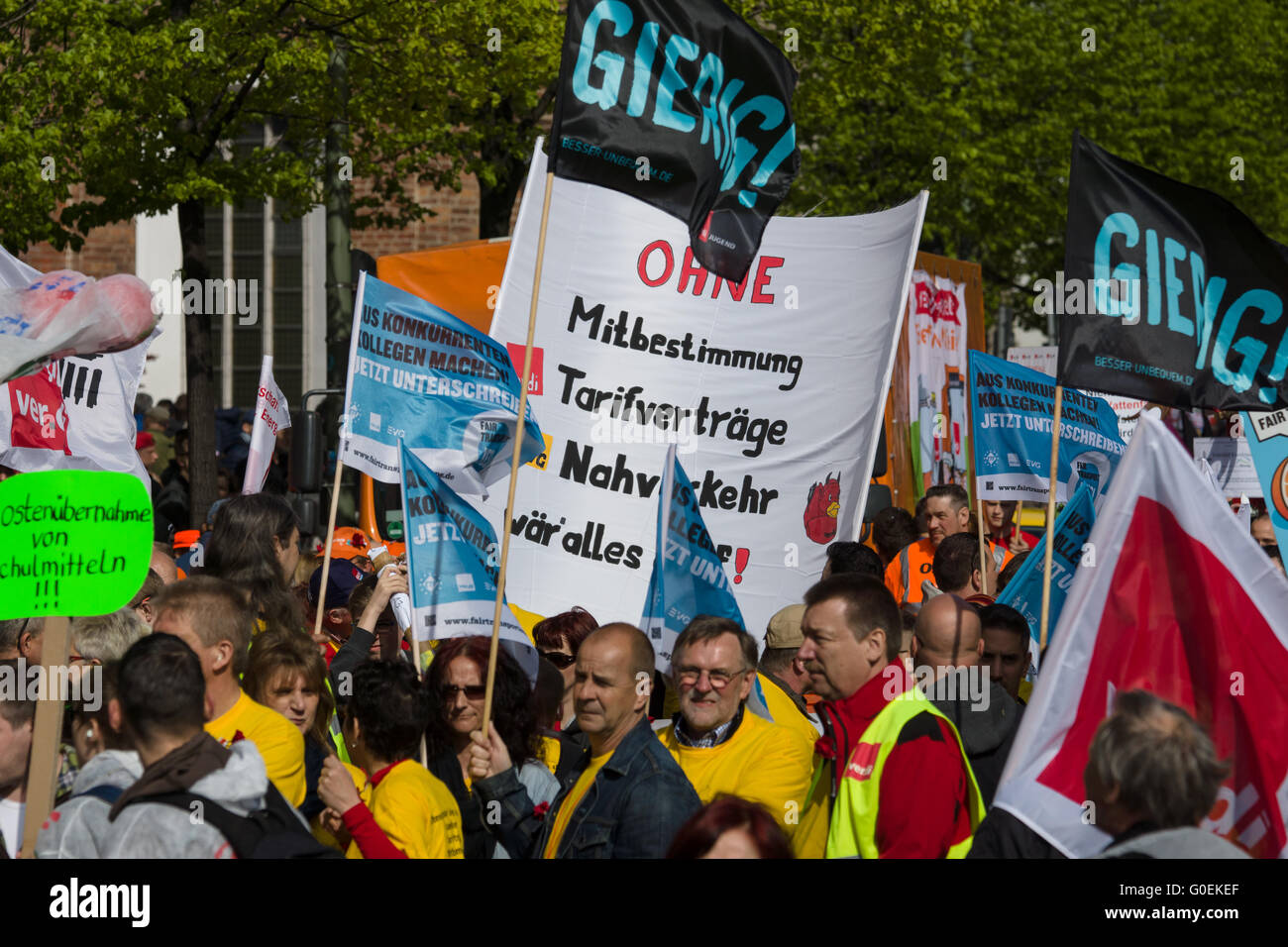 Berlin, Germany. 1st May, 2016. Members of trade unions, workers and ...