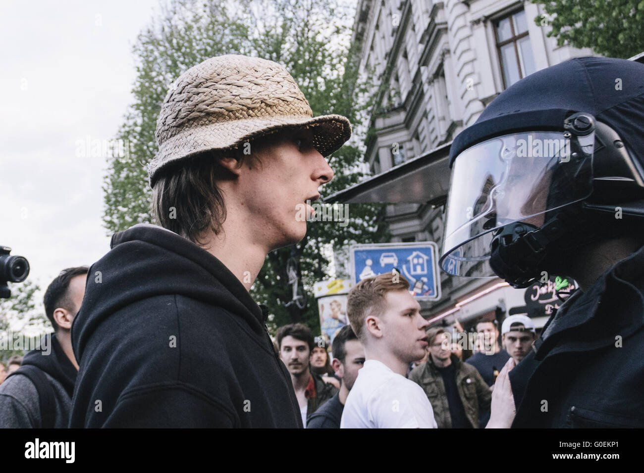 Revolutionary extreme left hi-res stock photography and images - Alamy