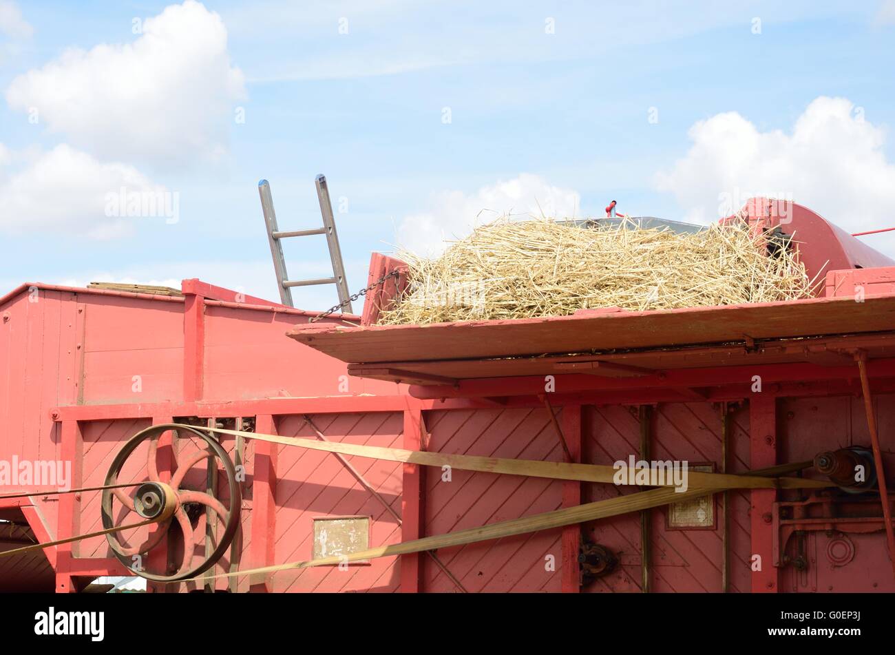Vintage harvesting machine hi-res stock photography and images - Alamy