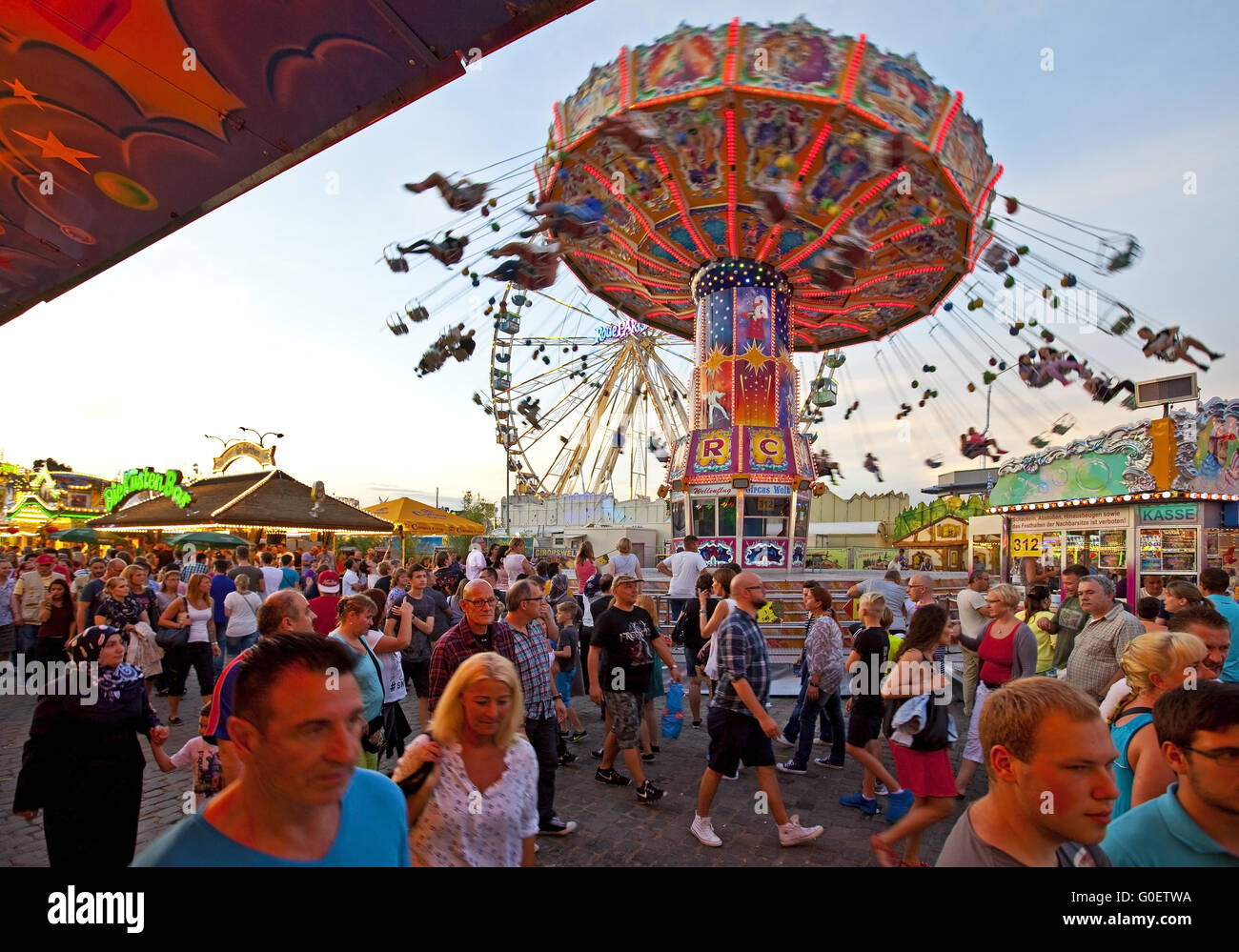 Kirmes karussell hi-res stock photography and images - Alamy