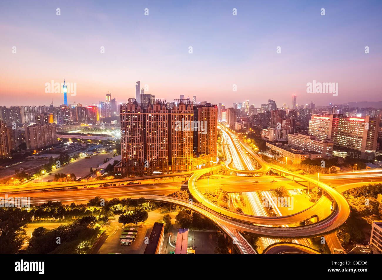 Overpass road hi-res stock photography and images - Alamy