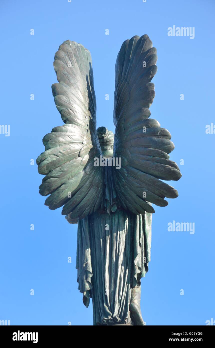 War memorial statue Stock Photo - Alamy