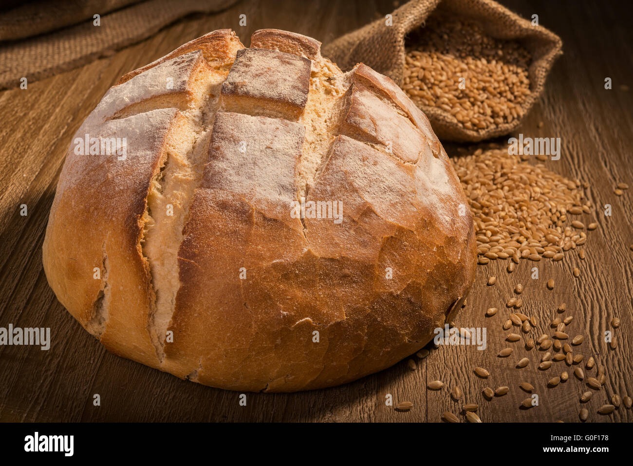 Gold bread hi-res stock photography and images - Alamy