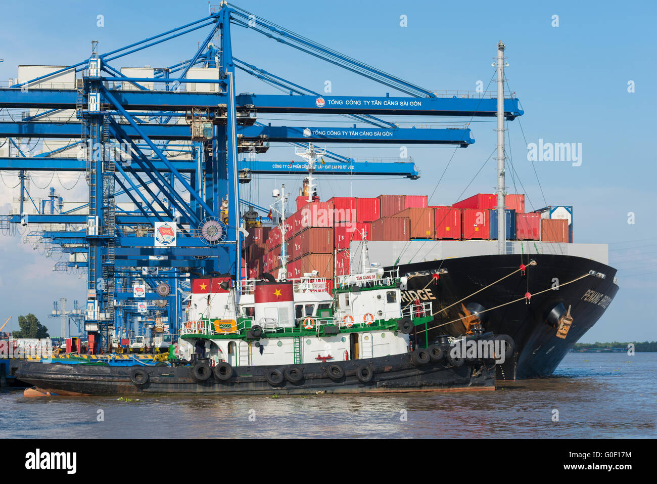 Cargo shipping and transpor hi-res stock photography and images - Alamy