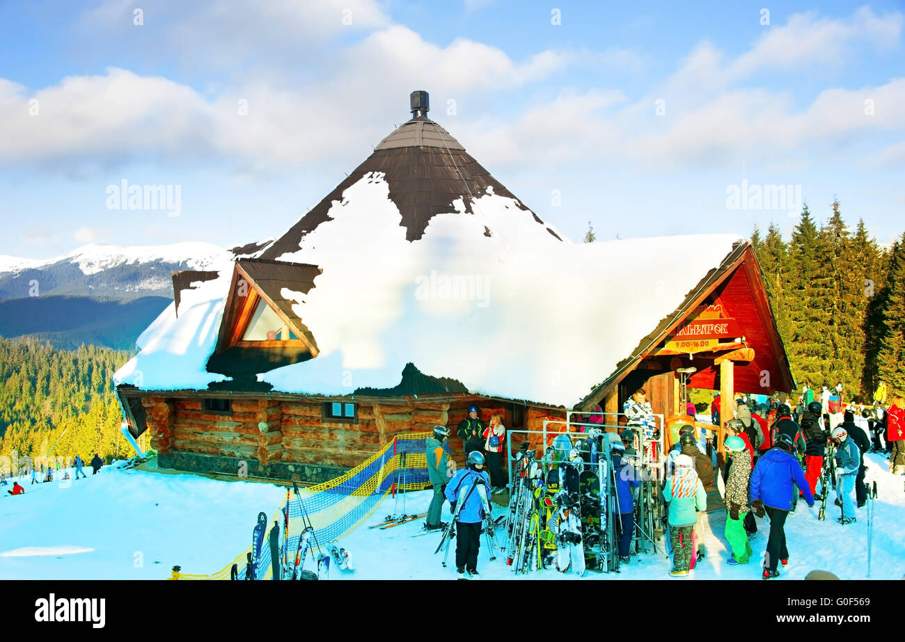 Outdoor cafe by ski slope hi-res stock photography and images - Alamy