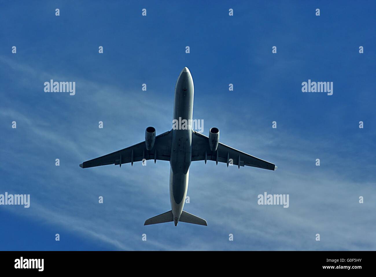Start the engines hi-res stock photography and images - Alamy