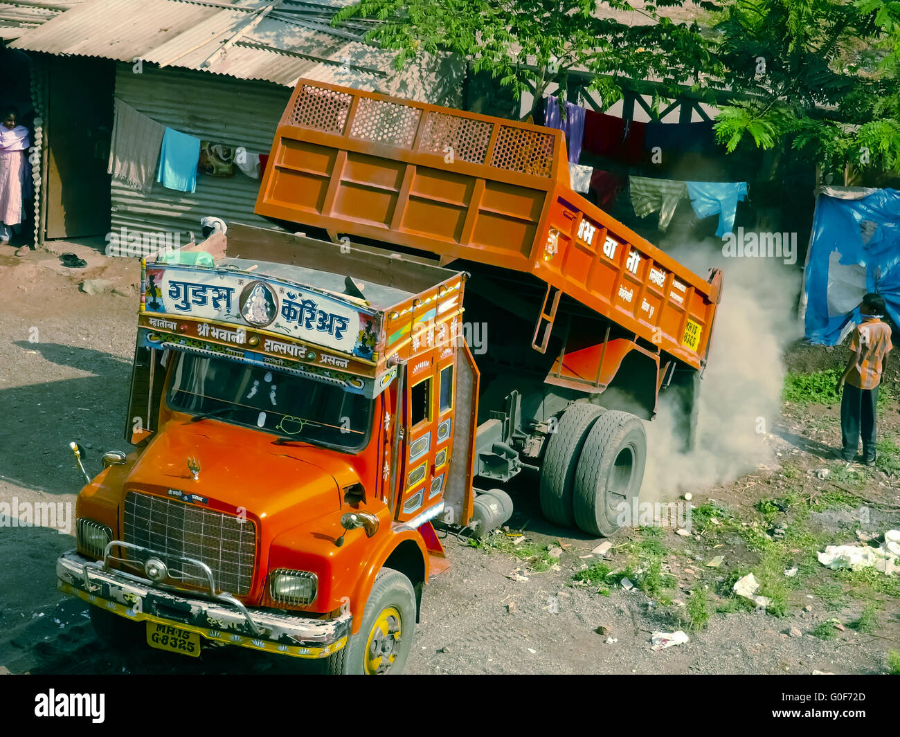 Dumper truck india hi-res stock photography and images - Alamy