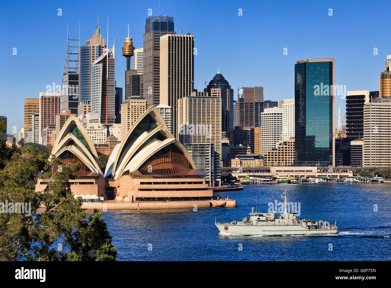 Aro circular hi-res stock photography and images - Alamy