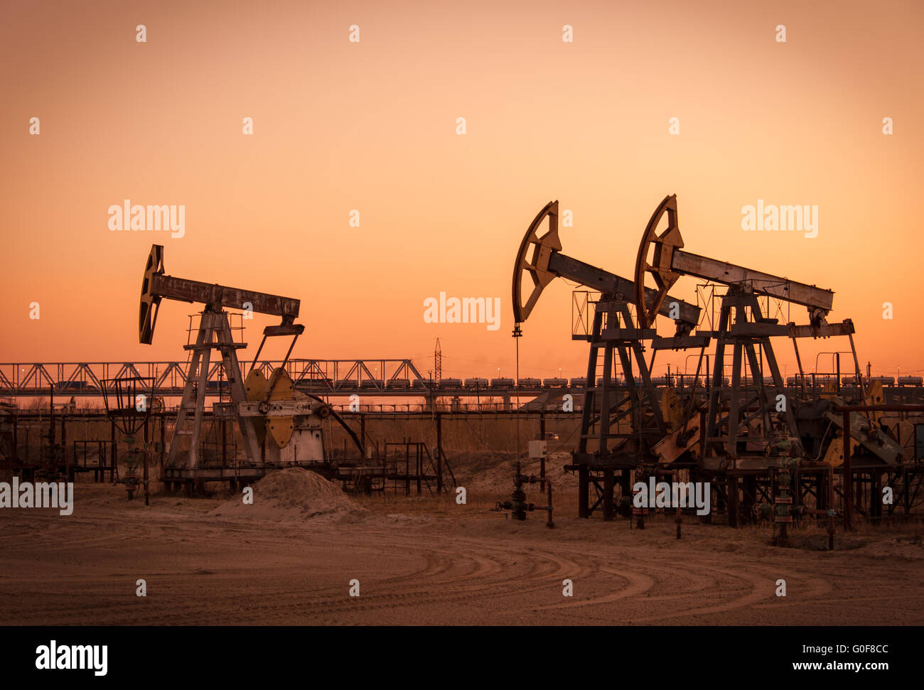 Oil pumps on a oil field Stock Photo - Alamy
