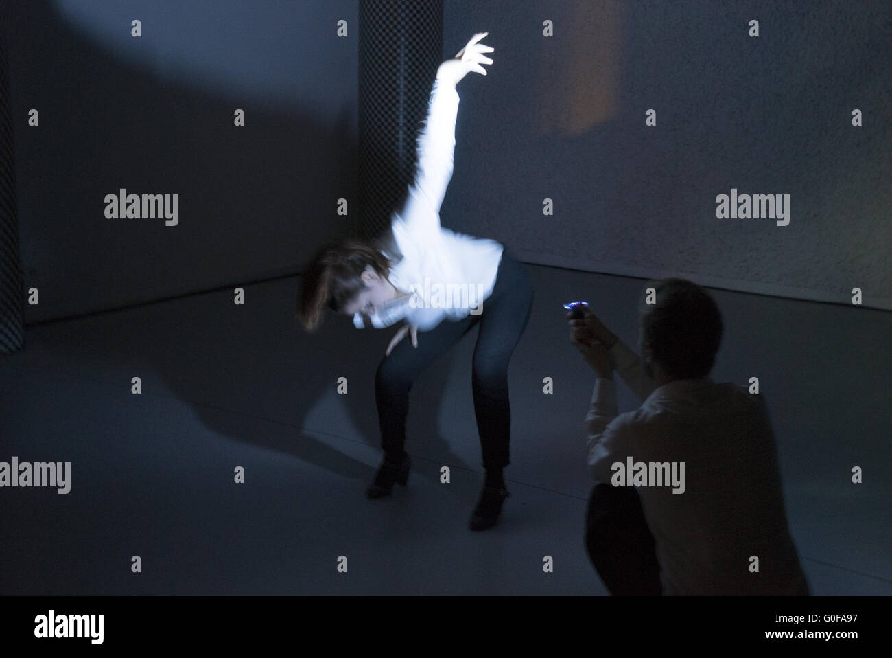 Stage performance art hi-res stock photography and images - Alamy