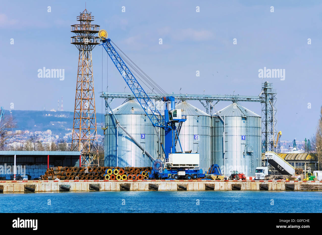 Steel granary hi-res stock photography and images - Alamy