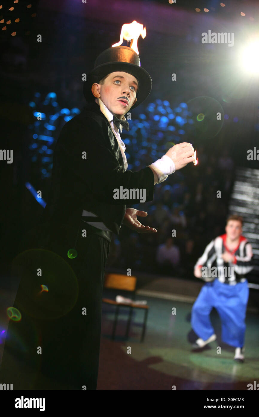 Clown face wink hi-res stock photography and images - Alamy