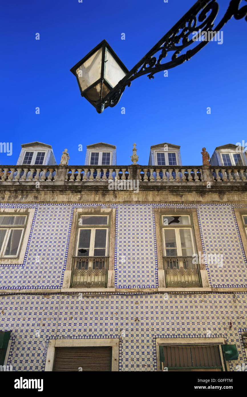 Blue tilework hi-res stock photography and images - Alamy