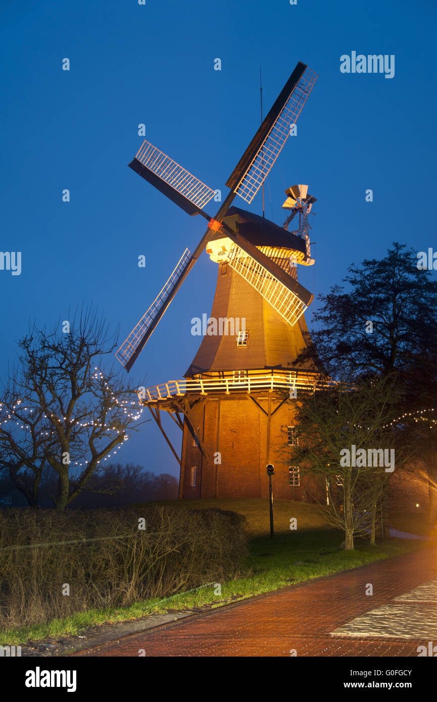 Windmil hi-res stock photography and images - Alamy