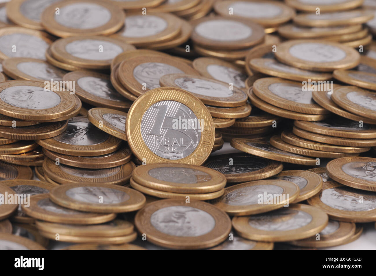 One Real Coin / Brazilian Currency Stock Photo - Alamy