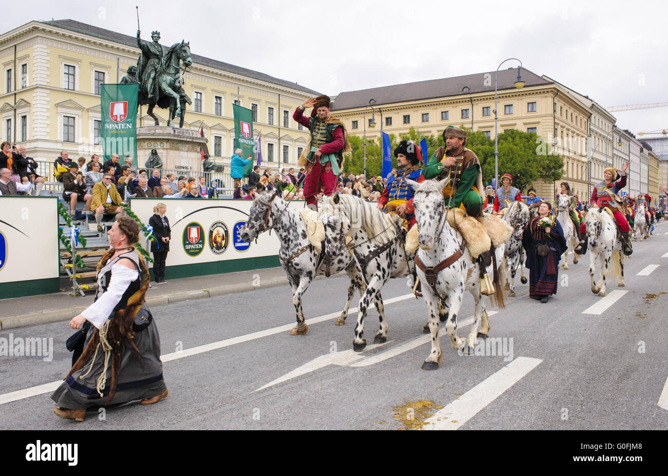 Dirndl dress parade in munich hi-res stock photography and images - Alamy