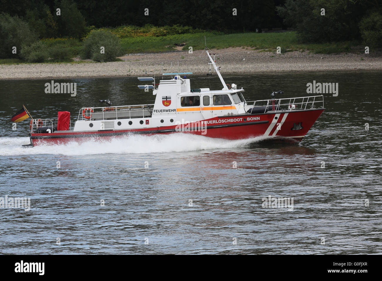 Firefighter boat hi-res stock photography and images - Alamy