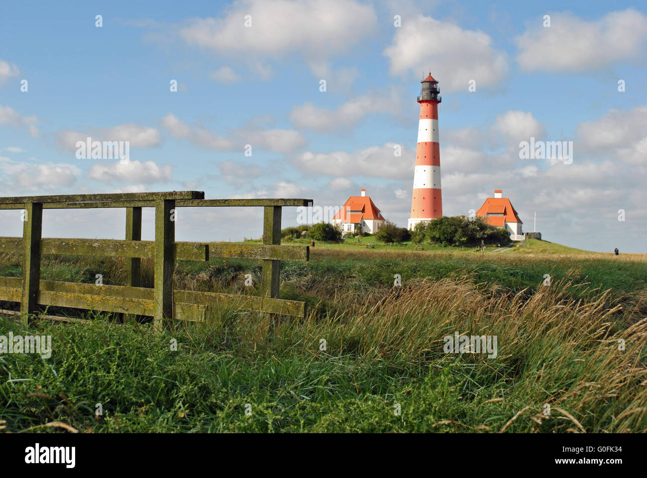 Lighthouse with path hi-res stock photography and images - Alamy