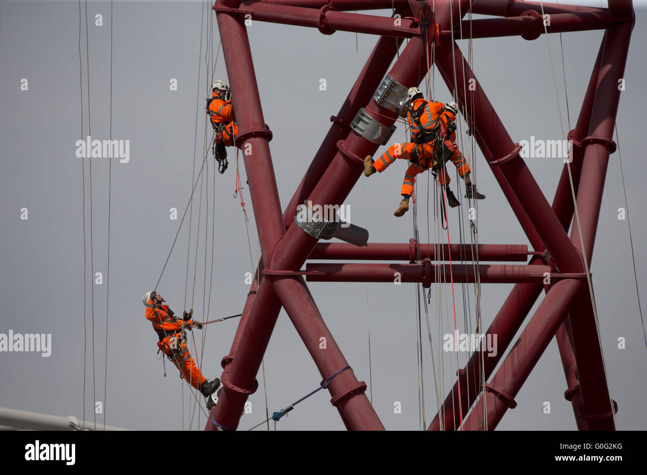 Abseiling orbit tower hi-res stock photography and images - Alamy