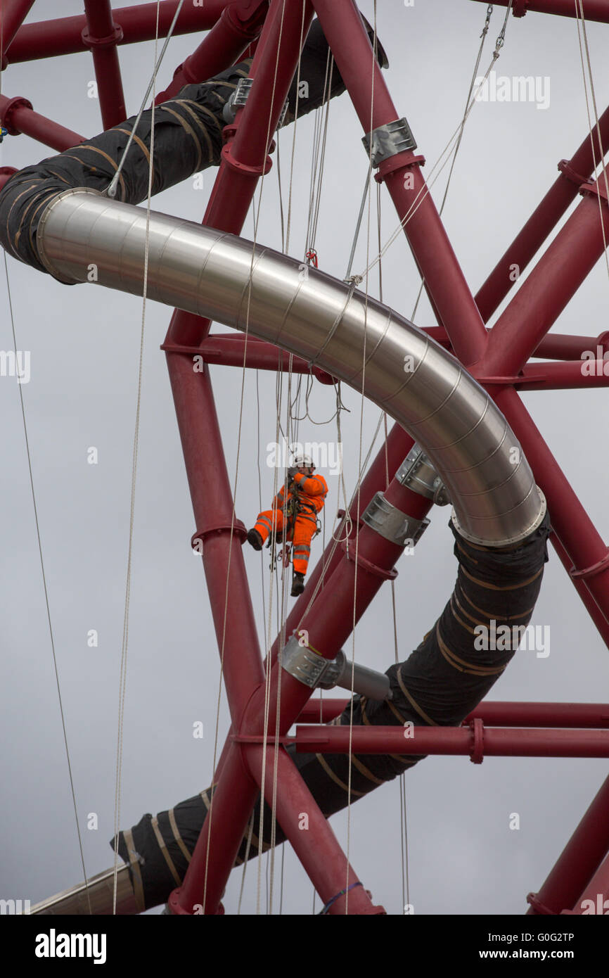 Helter skelter london olympic park hi-res stock photography and images ...