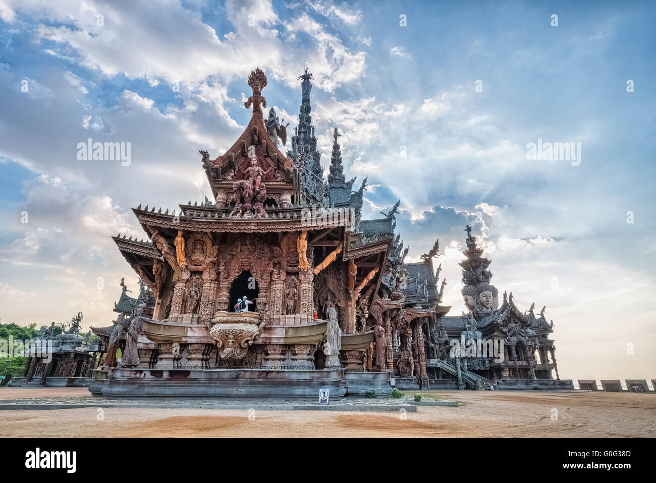 Statue of truth hi-res stock photography and images - Alamy