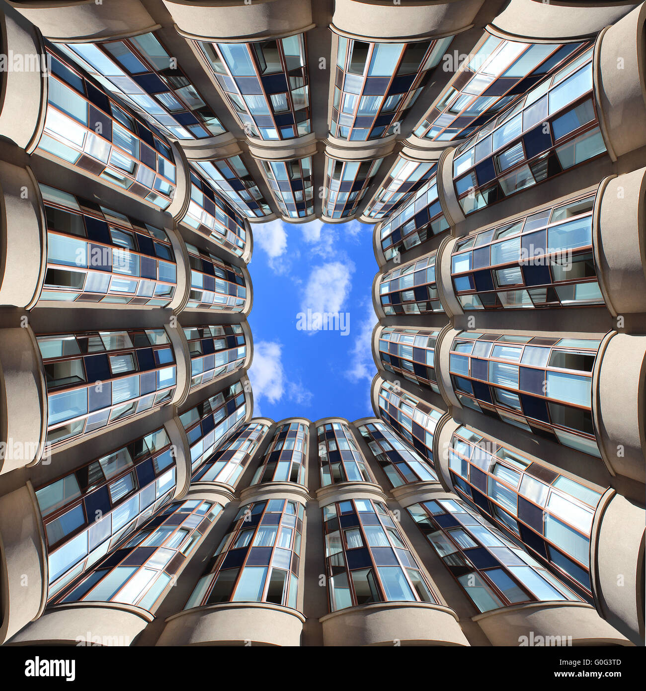 Overshadow hi-res stock photography and images - Alamy