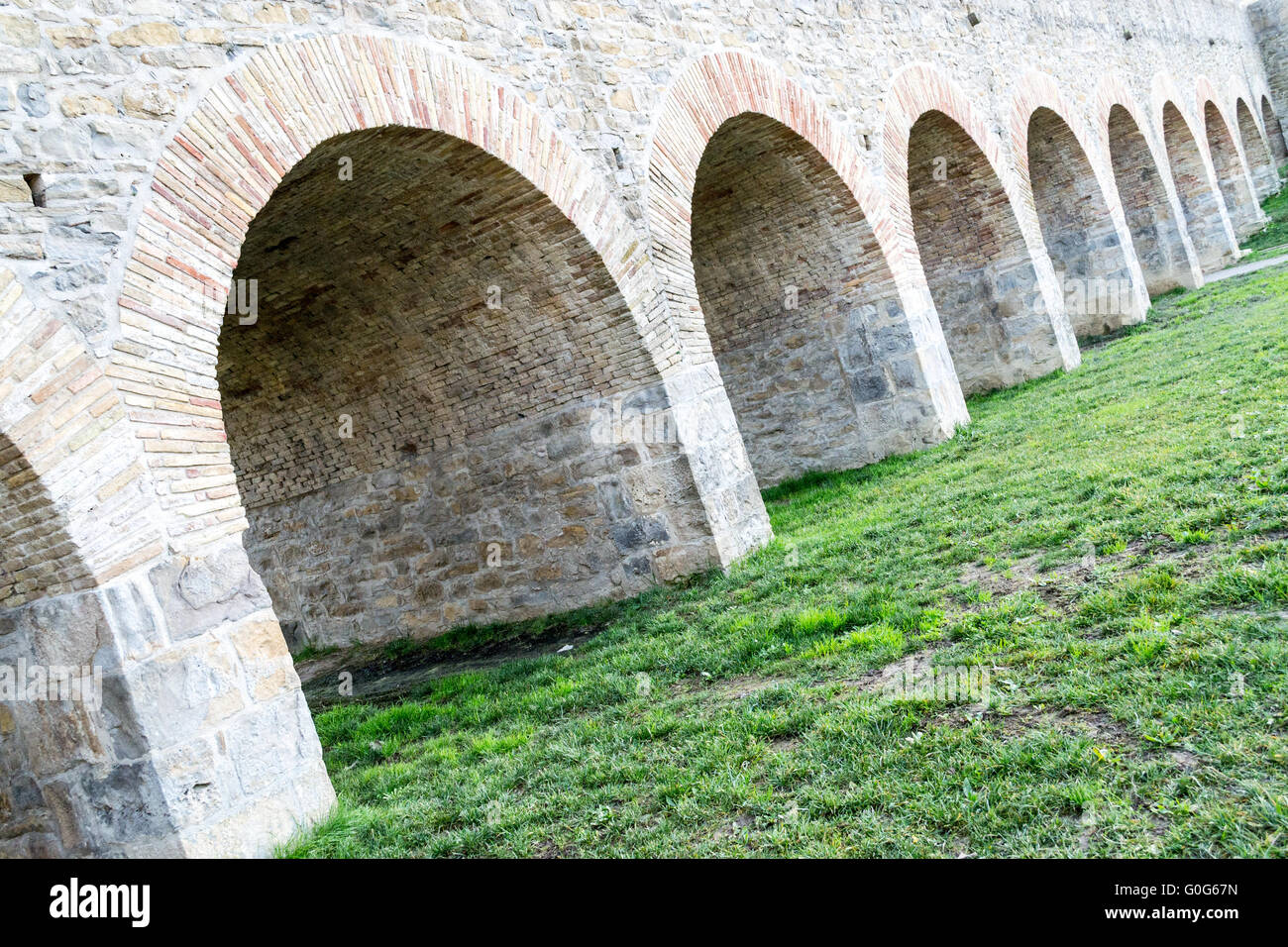 Deck arches hi-res stock photography and images - Alamy