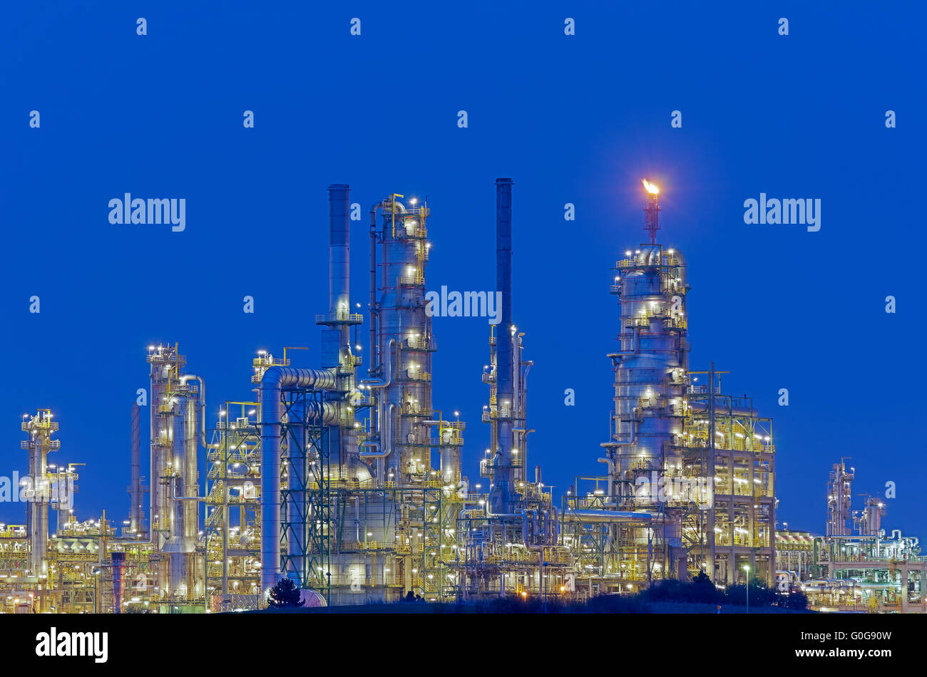 Total oil refinery hi-res stock photography and images - Alamy