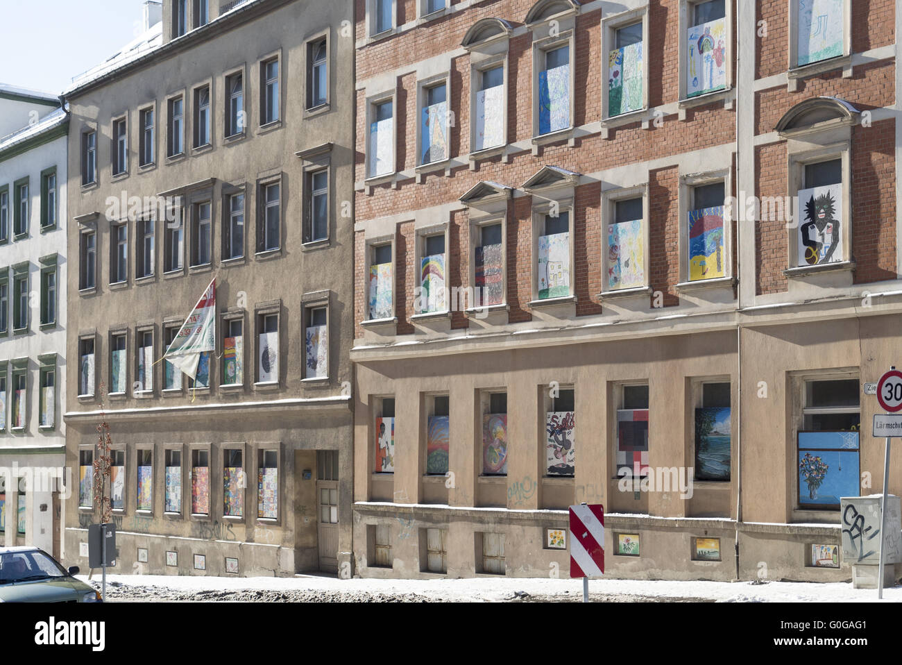 empty run down houses Stock Photo - Alamy
