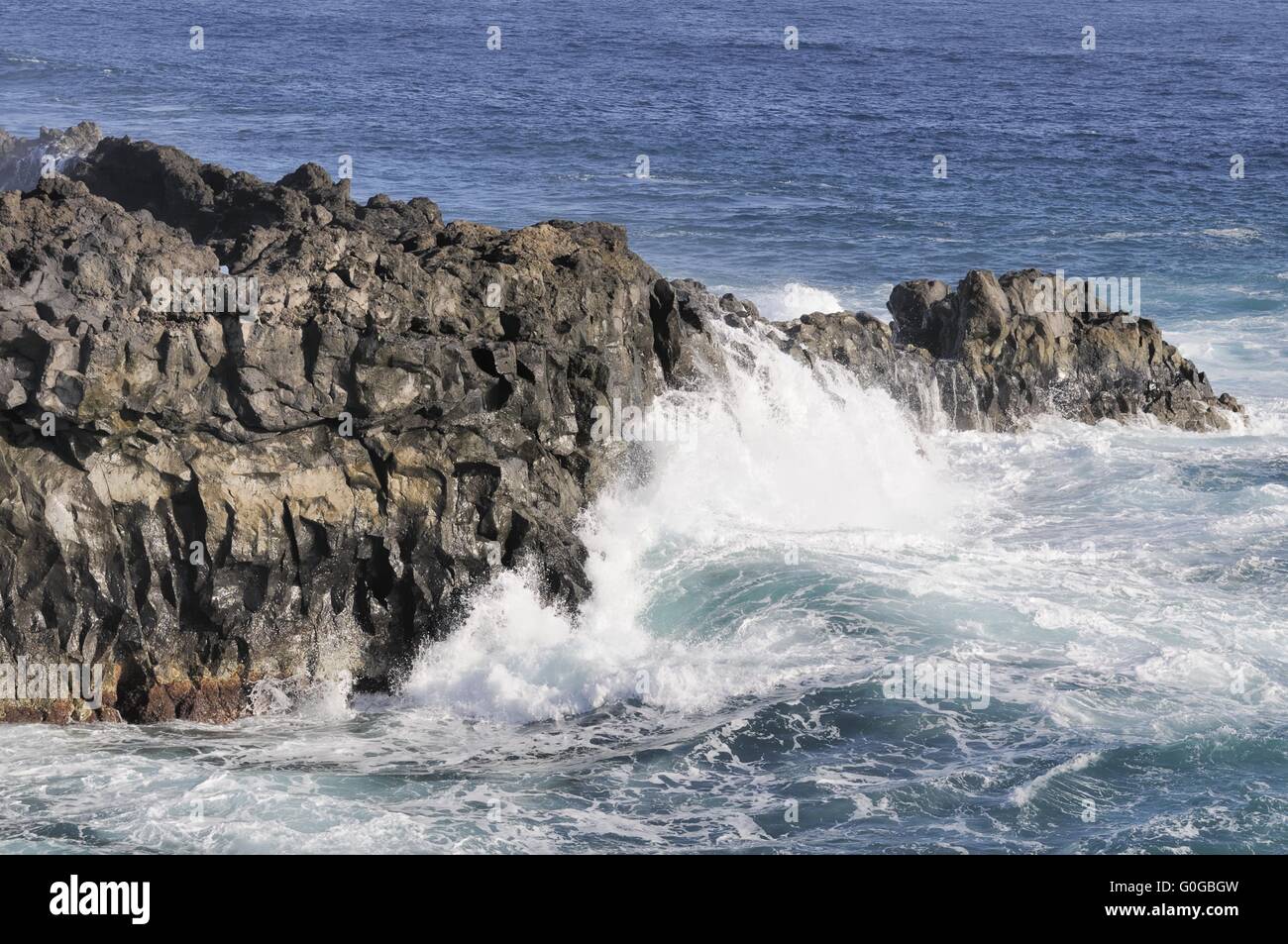 Storm beaches hi-res stock photography and images - Alamy