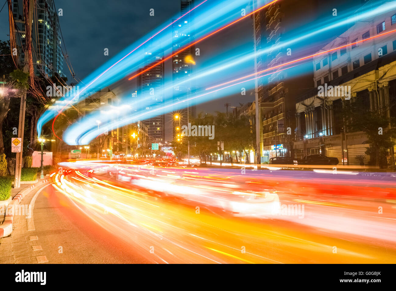 Dramatic curve hi-res stock photography and images - Alamy