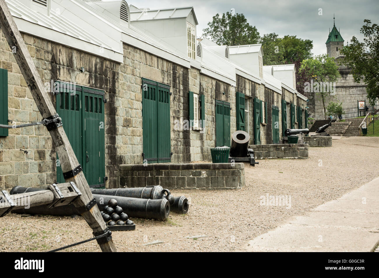 Warfare style hi-res stock photography and images - Alamy