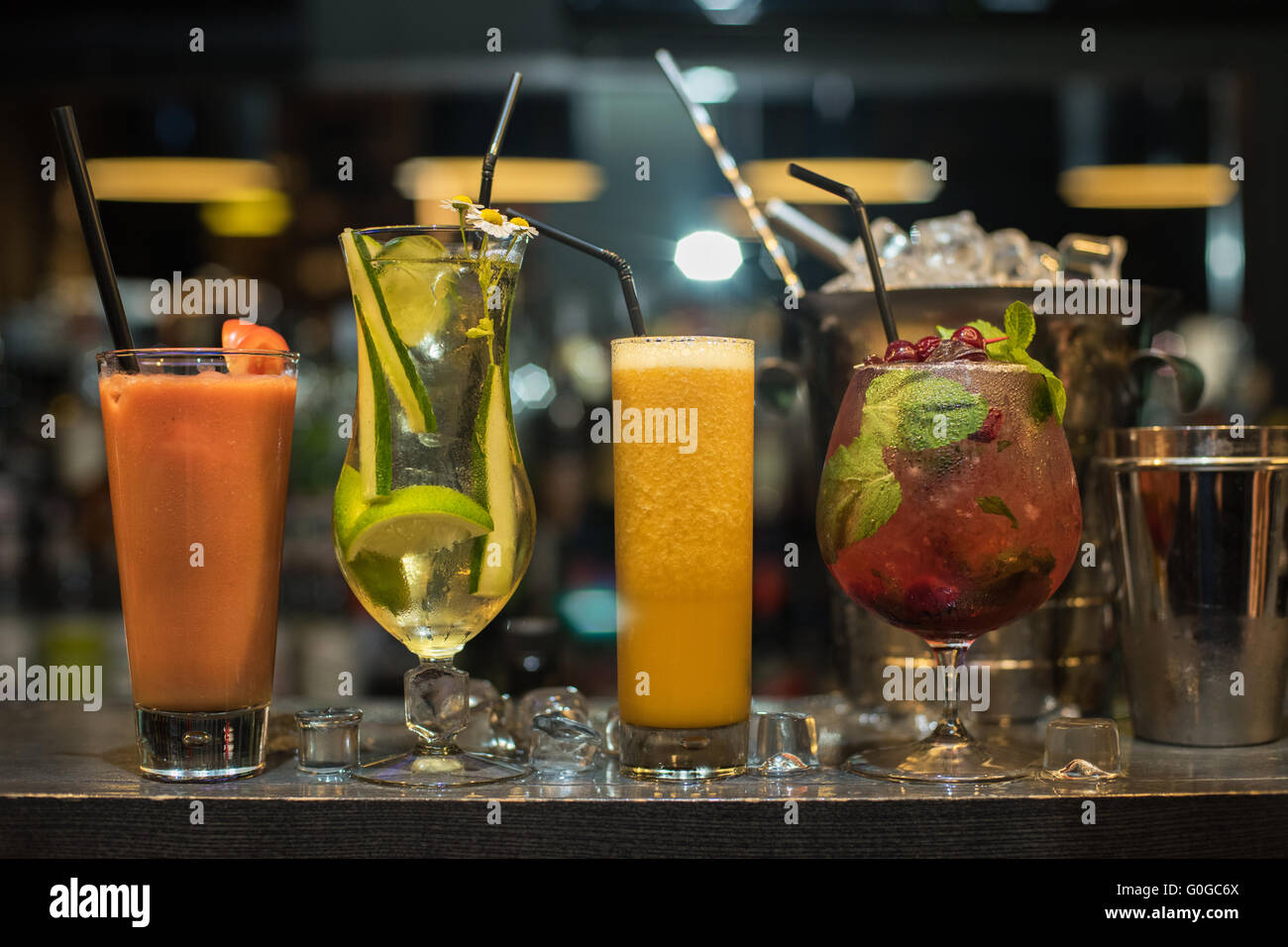 cocktails on bar background Stock Photo - Alamy