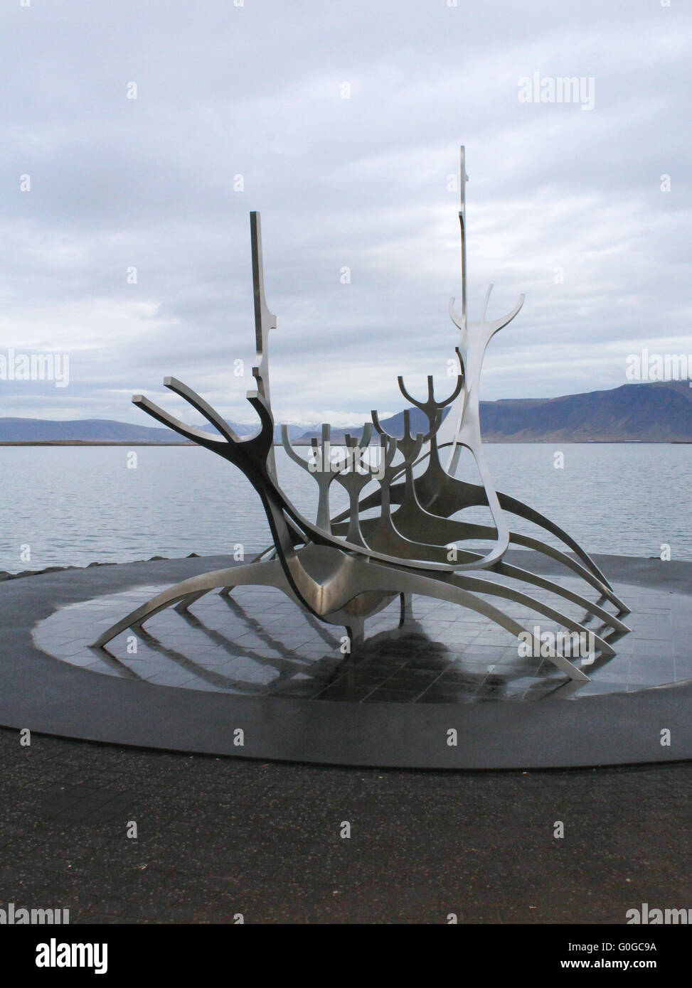 The Sun Voyager Sculpture in Reykjavik, Iceland Stock Photo - Alamy