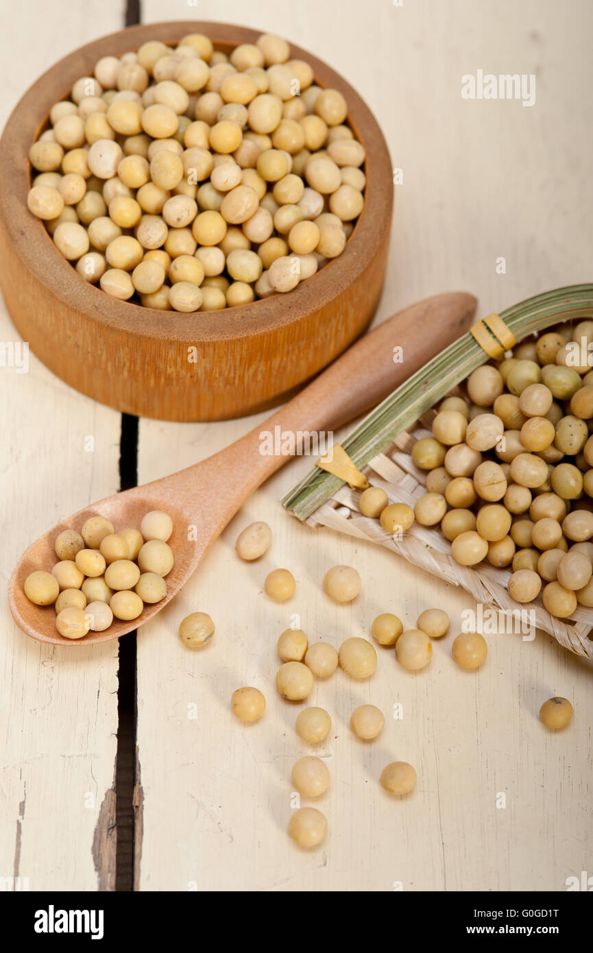 organic soya beans Stock Photo - Alamy