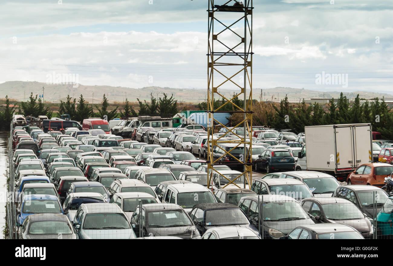 Expanse of cars in demolition. Ready for recycling or destruction Stock ...