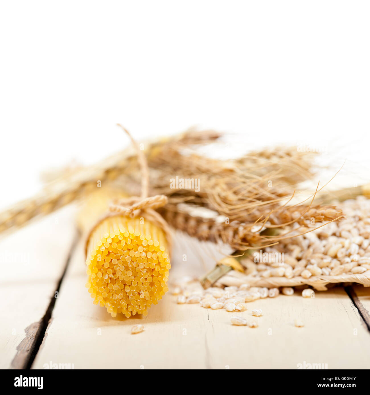 organic Raw italian pasta and durum wheat Stock Photo - Alamy