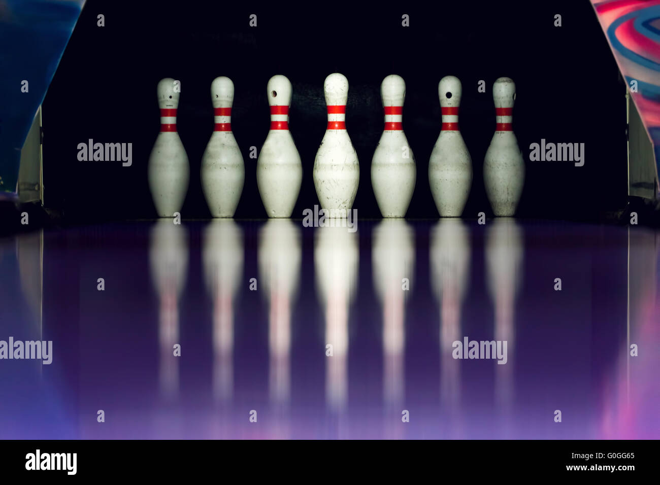 Bowling. Skittles in the alley. Floor reflection Stock Photo - Alamy