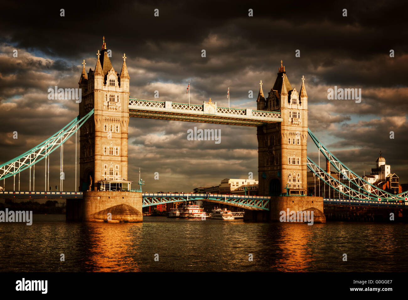 Tower Bridge in London, the UK. Dramatic stormy and rainy clouds Stock ...