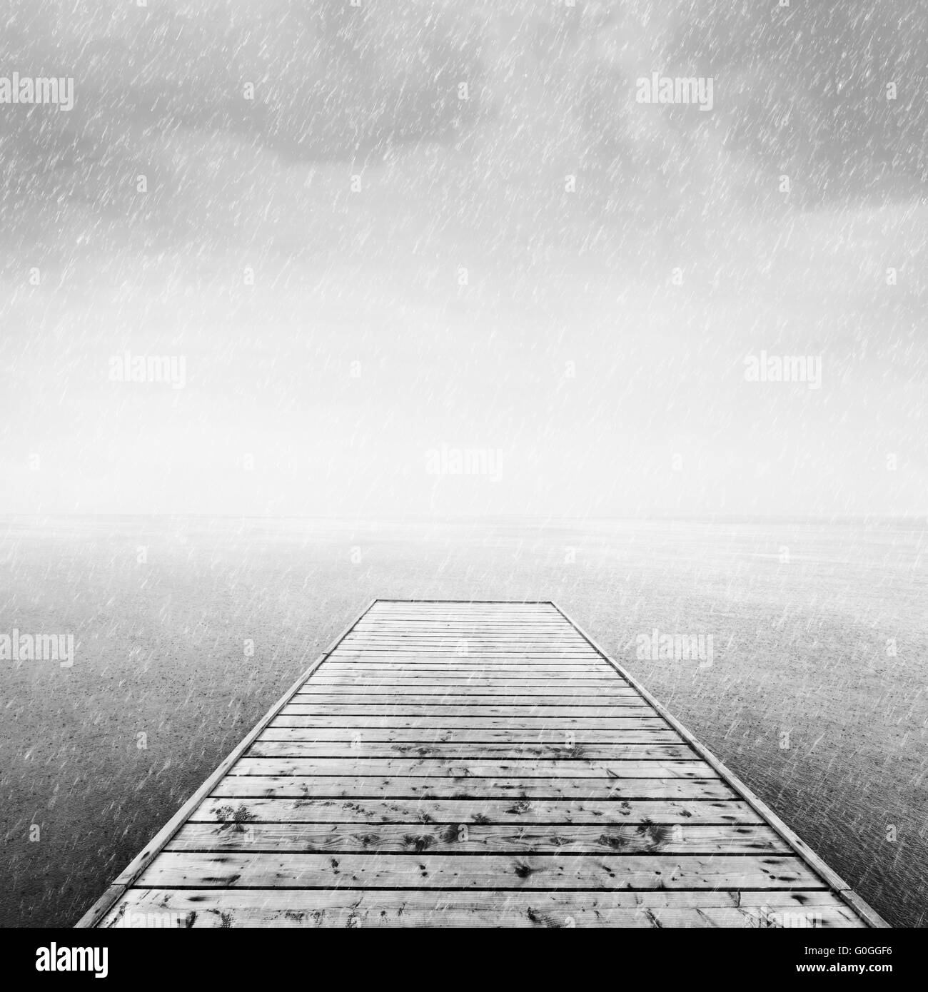 Deep water jetty Black and White Stock Photos & Images - Alamy