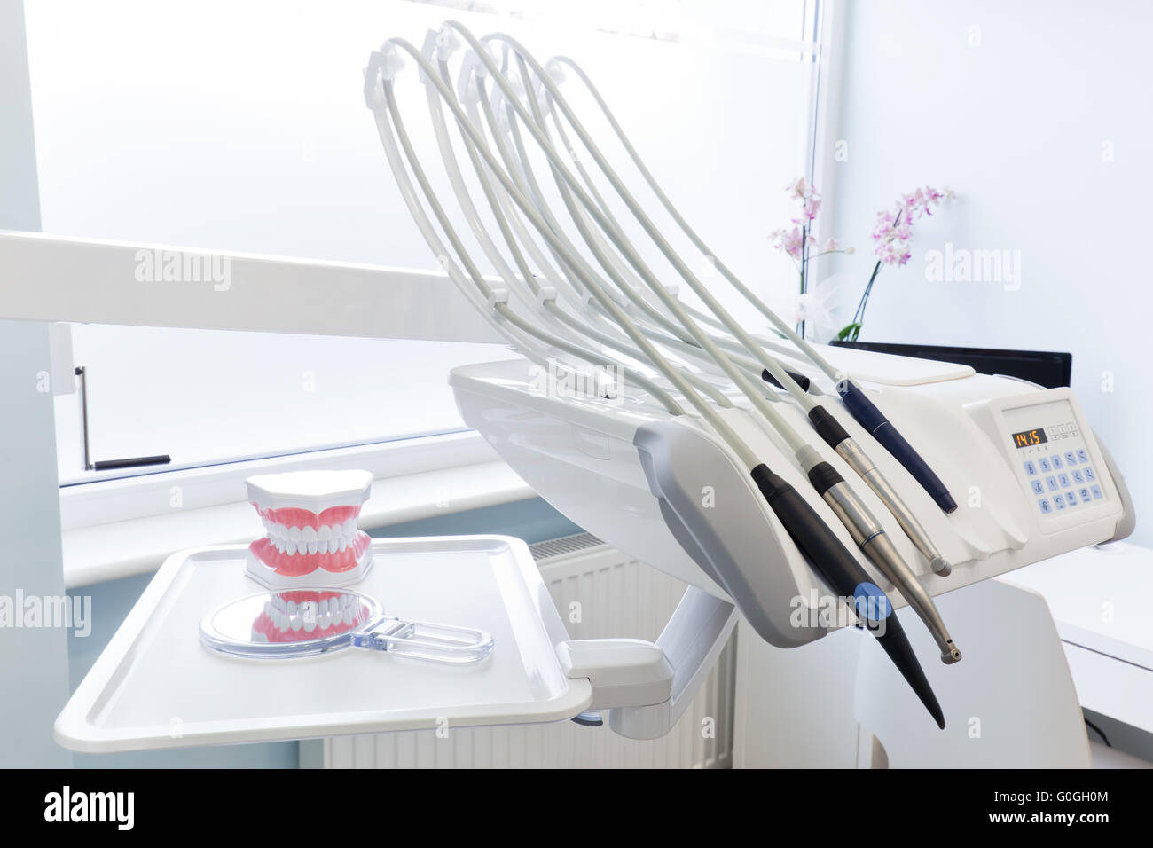 Equipment and dental instruments in dentist’s office. Clean teeth Stock ...