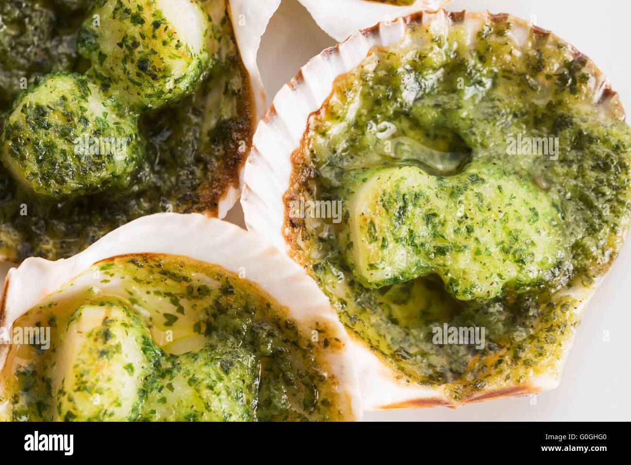 Baked scallops asparagus hi-res stock photography and images - Alamy