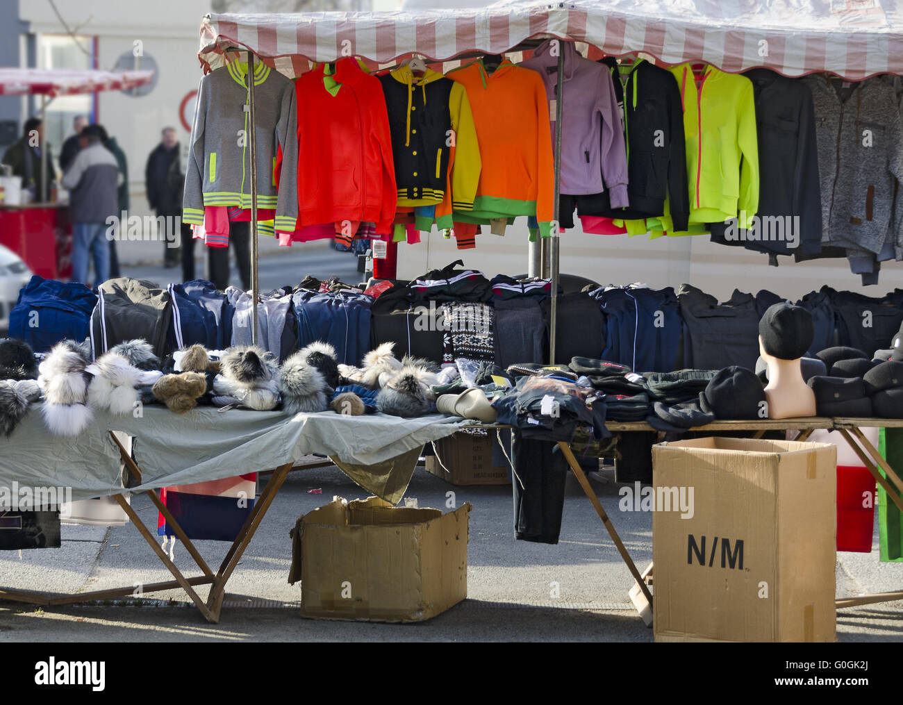 Old fashioned market stall hi-res stock photography and images - Alamy