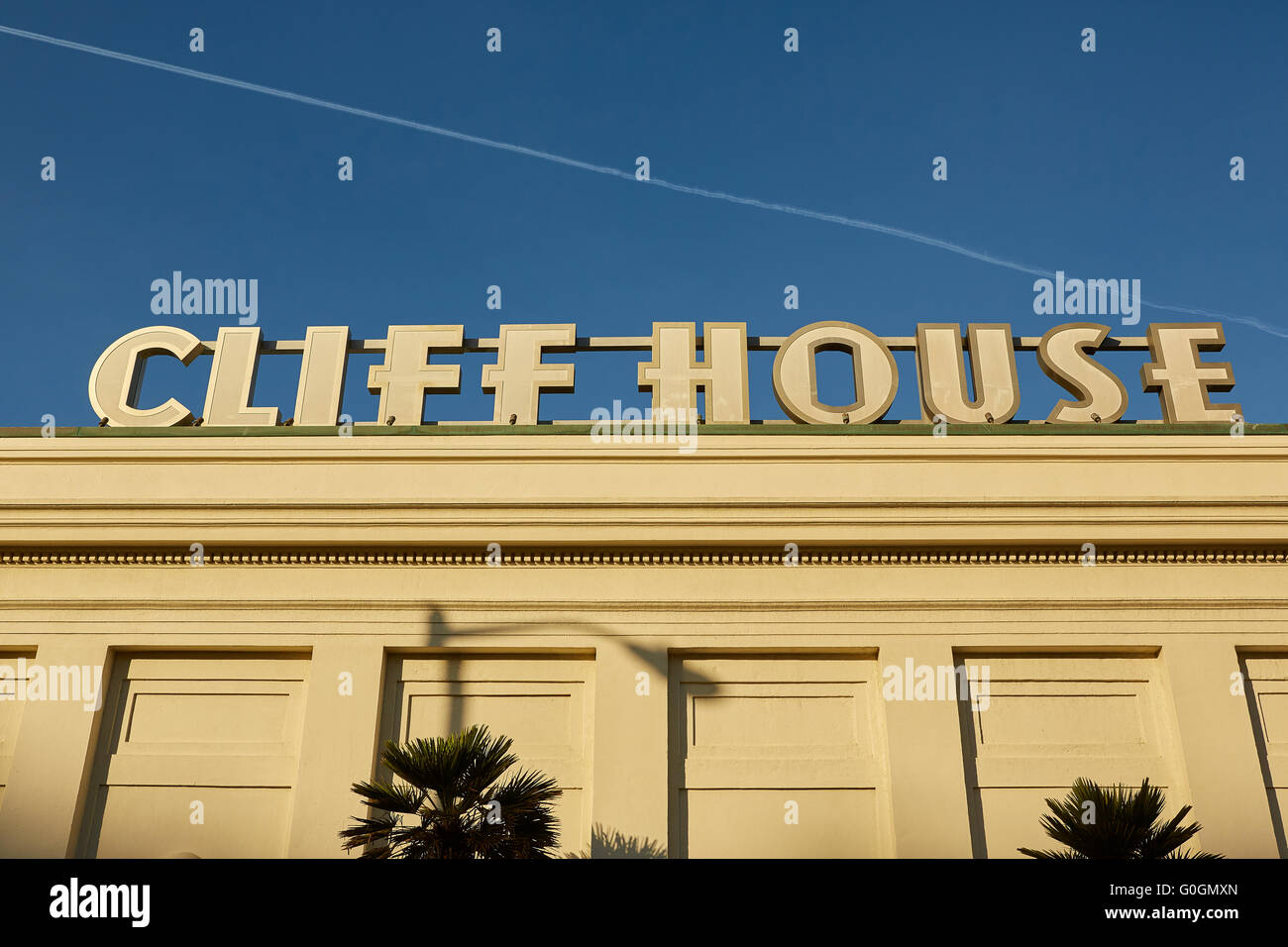 Historical house cliff end hi-res stock photography and images - Alamy