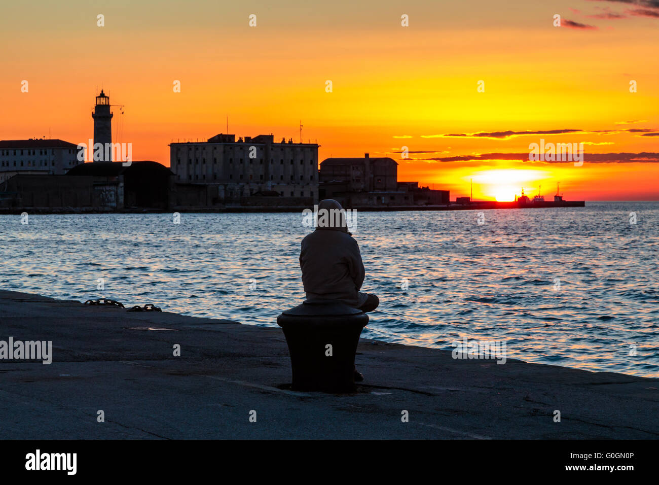 Crane in trieste harbour hi-res stock photography and images - Alamy