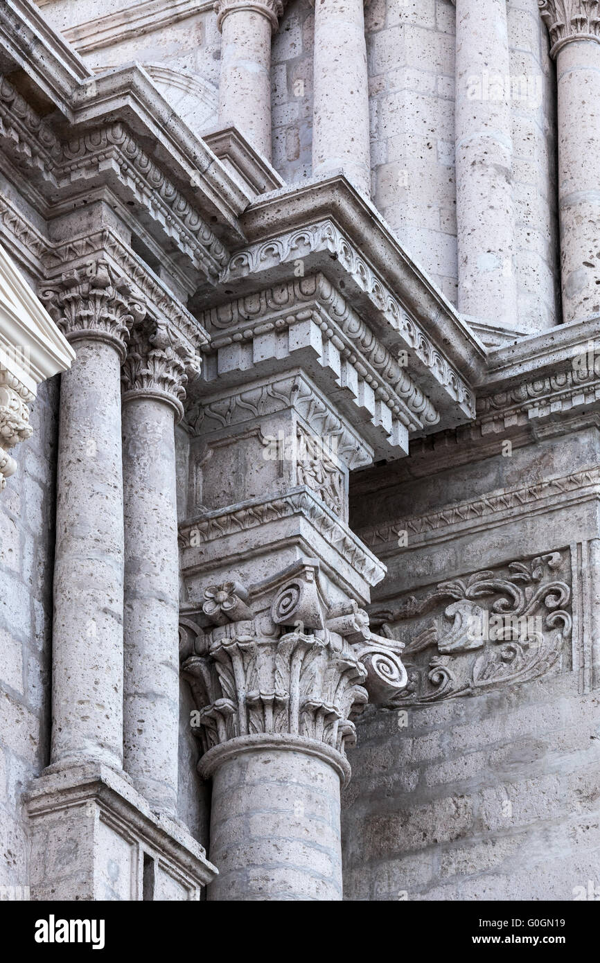 Grey granite columns hi-res stock photography and images - Alamy