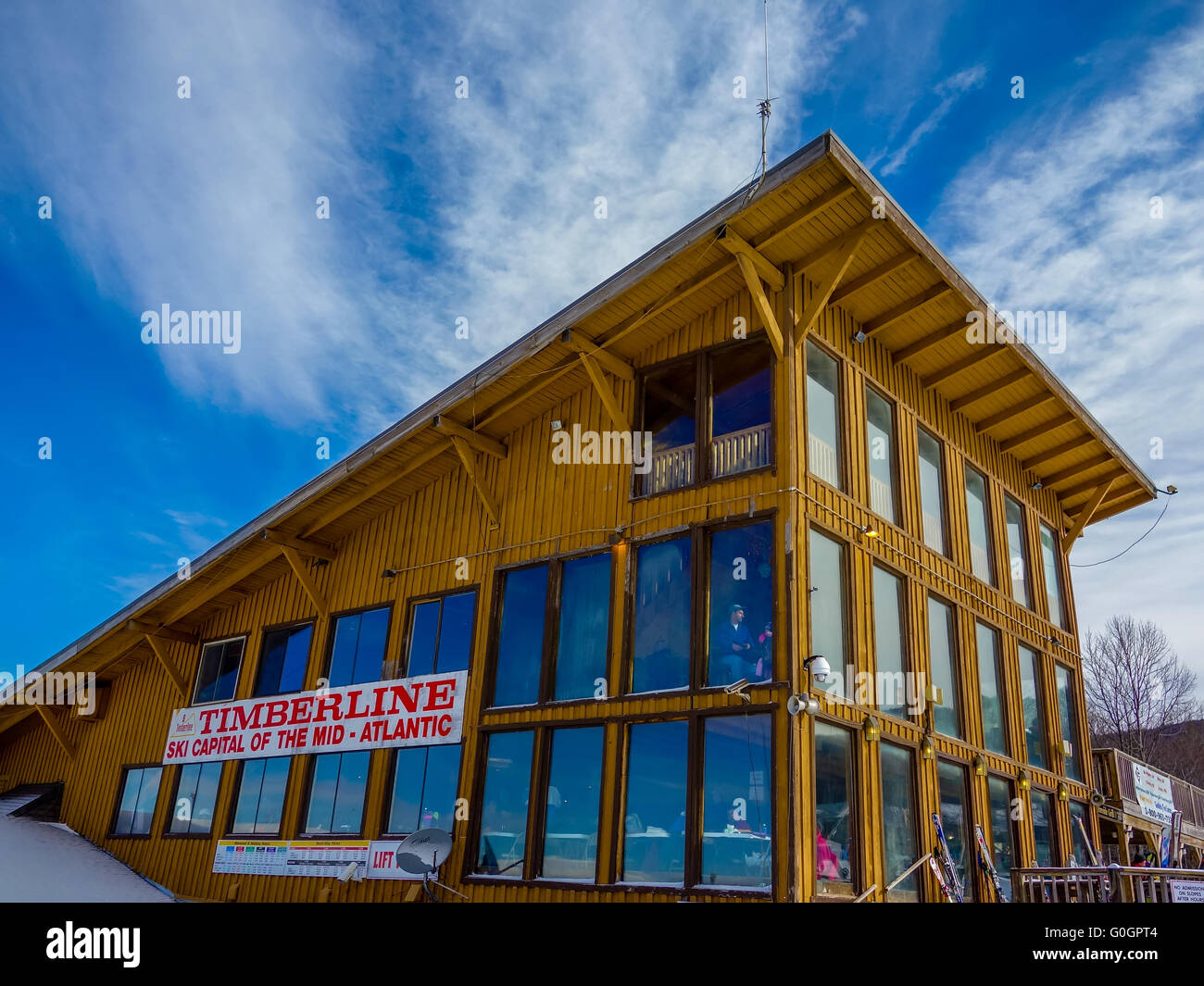 Resort sunny hi-res stock photography and images - Alamy