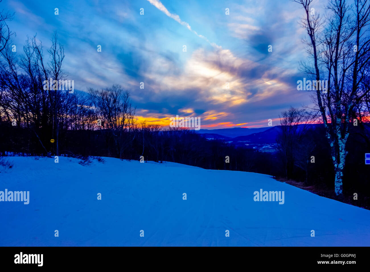 Timberline hi-res stock photography and images - Alamy