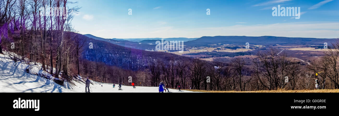 beautiful winter landscape at timberline west virginia Stock Photo - Alamy